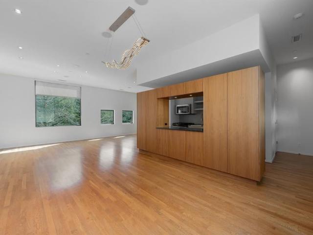 4001 Bowser Ave B, Dallas, TX