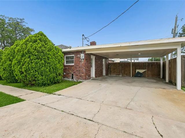 4001 Clifford Drive