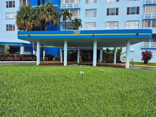 4001 Hillcrest Dr Apt 416, Hollywood, FL 33021