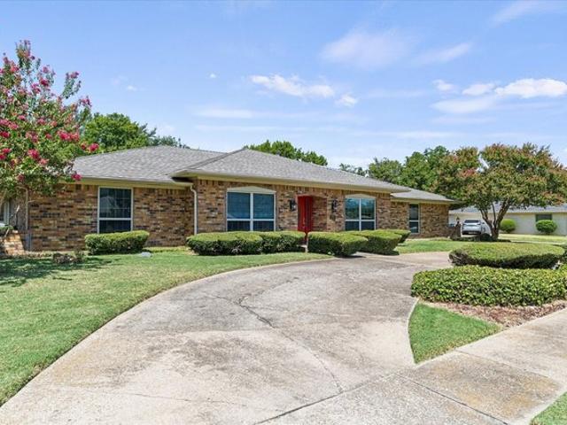 4001 Keele Dr, Garland, TX 75041