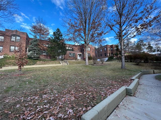 4001 Little Neck Parkway, Unit 31B