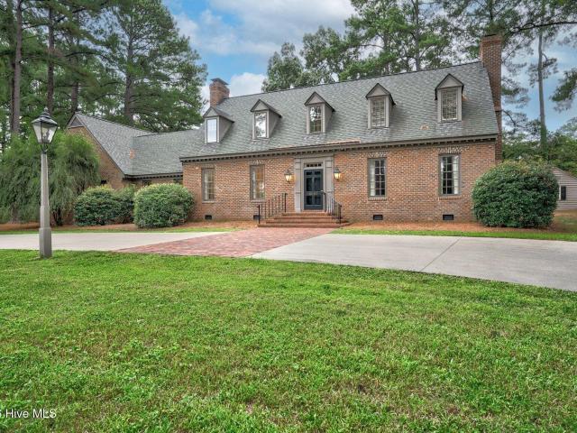 4001 Lochinvar Lane