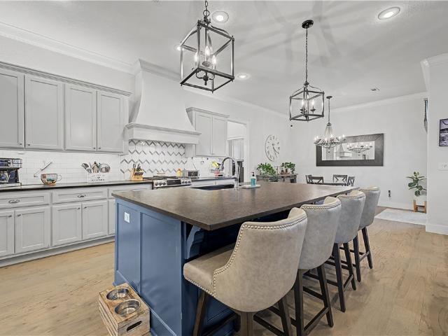 4001 Rolling Meadows Drive