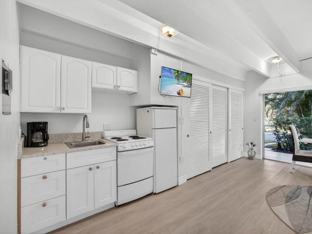 4001 S Ocean Blvd, Unit 119, South Palm Beach, FL 33480 | MLS #R11167 | Compass