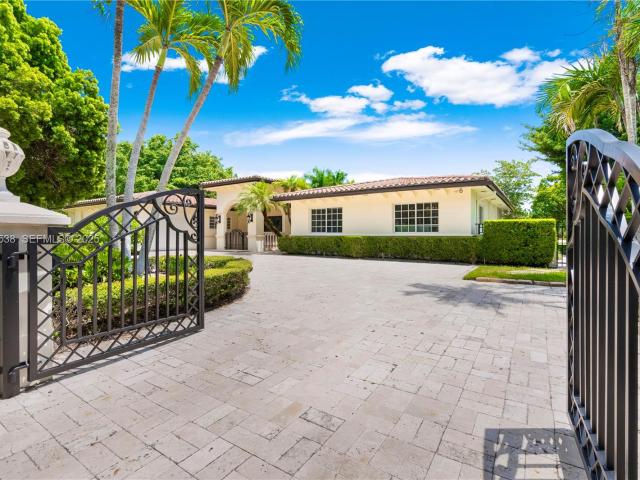 4001 Santa Maria St, Coral Gables, FL 33146 | MLS #A11869 | Compass
