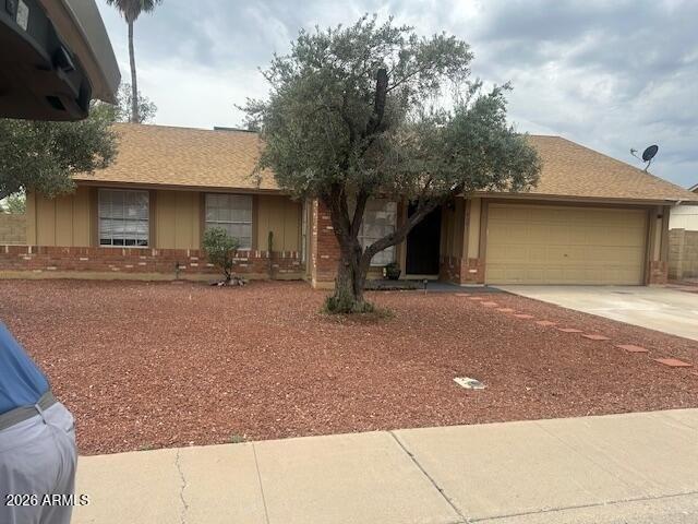4001 W Villa Rita Dr, Glendale, AZ 85308