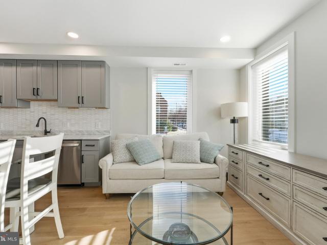 4001 7th St NE 4, Washington, DC