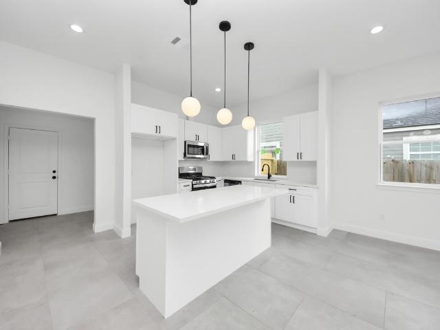 4002 Bennington St, Houston, TX 77016 | MLS #43311