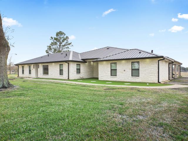 4002 Dixie Farm Road