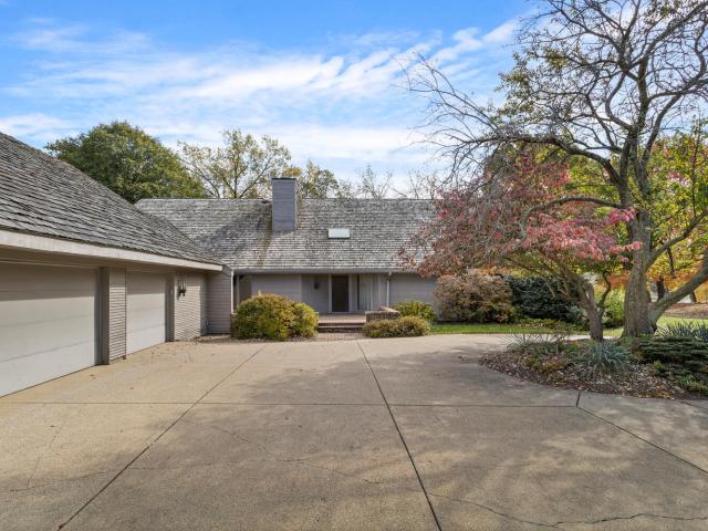 4002 Lakepoint Road