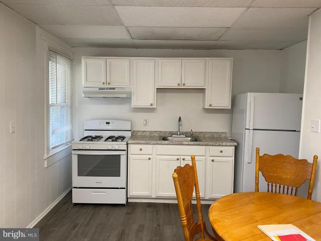 4002 Post St, Triangle, VA 22172 | MLS #VAPW2113 | Compass