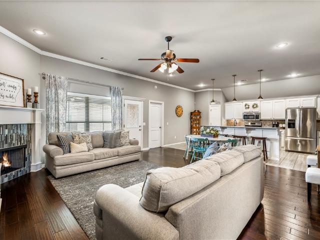 4002 SW Flatrock Cove