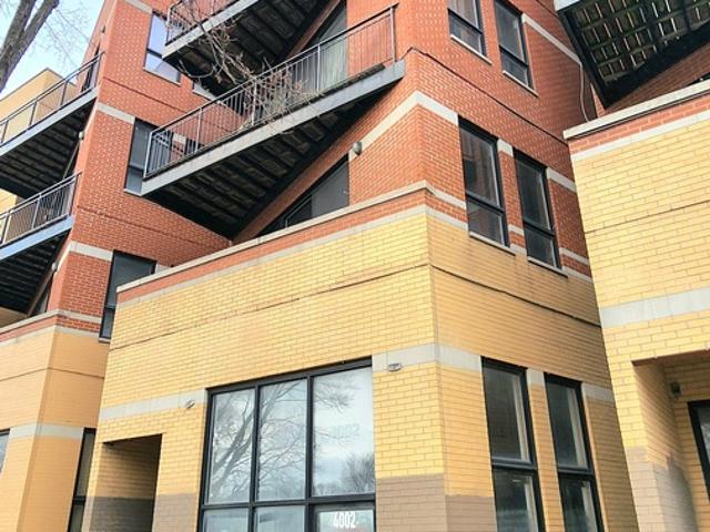 4002 S Western Ave, Unit 4, Chicago, IL 60609 | Compass