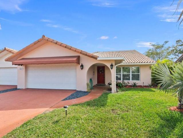 4002 SE Fairway W, Stuart, FL 34997