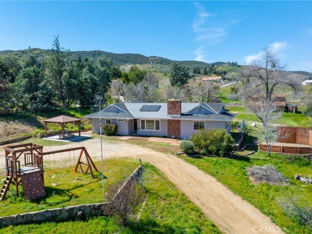 4002 th St W, Leona Valley, CA 93551 | Compass