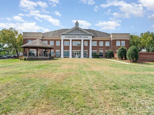 4002 Town Center Road