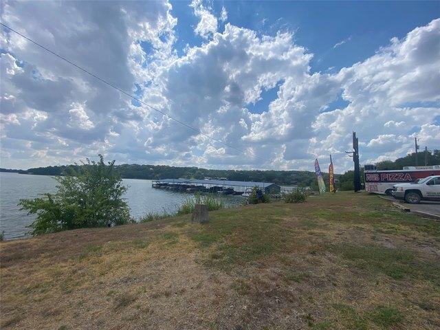 4003 Iron Horse Trl, Granbury, TX 76048