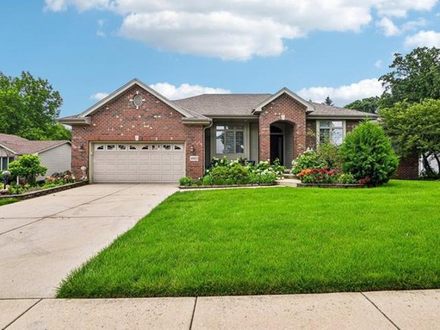 4003 W 92nd Pl, Merrillville, IN 46410
