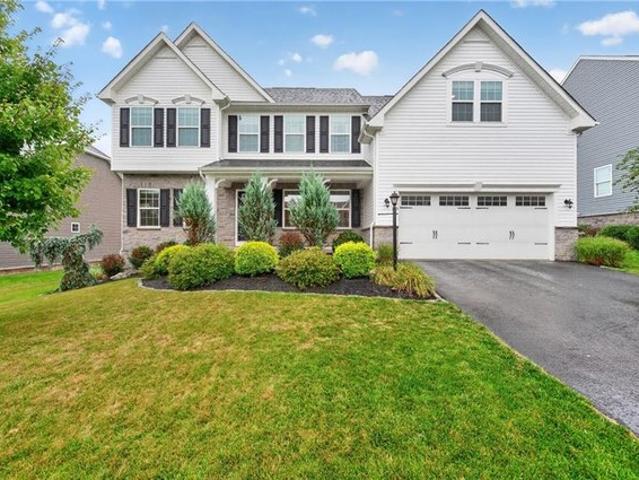 4003 Weatherburn Dr, Valencia, PA 16059