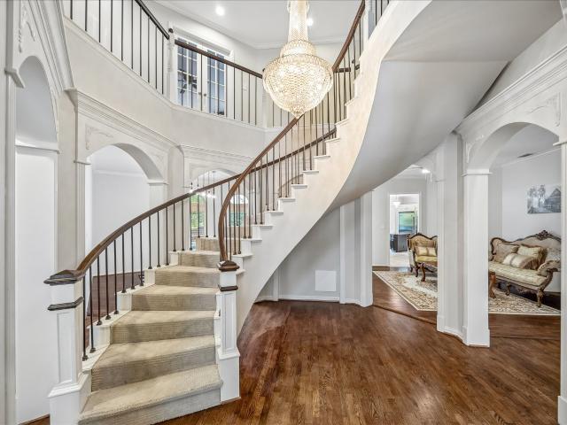 4003 Woodbriar Court