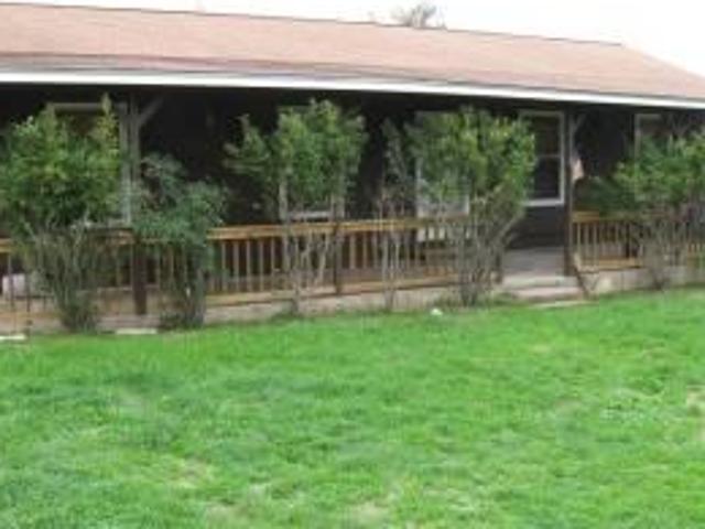 $400 / 1600ft² SXSW ranch 3 bdrm 15 min west of downtown