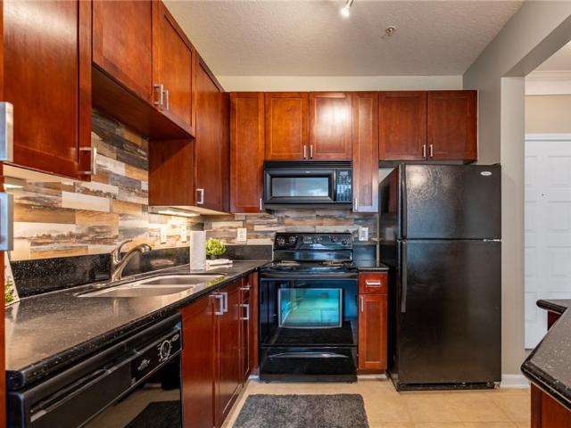 400 17th Street NW 1453