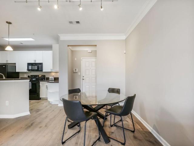 400 17th Street NW 2125