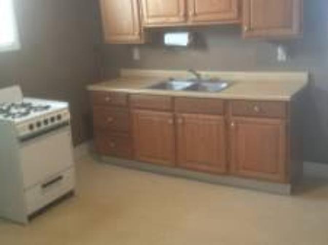 $400 / 2br Between BSU & IVY Tech 803 W Main Muncie map