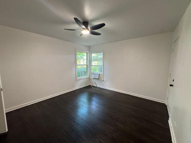 400 402 North Jefferson Kaufman 2 Bedroom Apartment for Rent at 400 N Jefferson St, Kaufman, TX 75142
