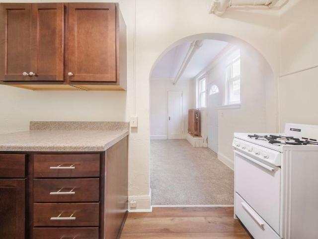 400 416 Penn Ave S Studio Apartment for Rent at 400 Penn Ave S, Minneapolis, MN 55405 Bryn Mawr