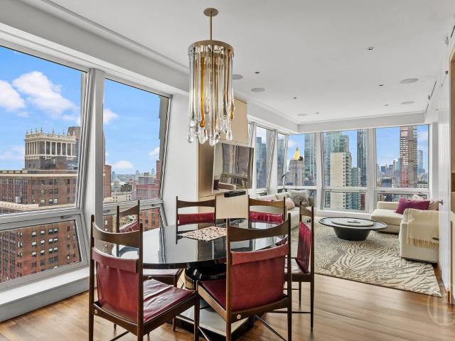 400 5th Avenue 34B