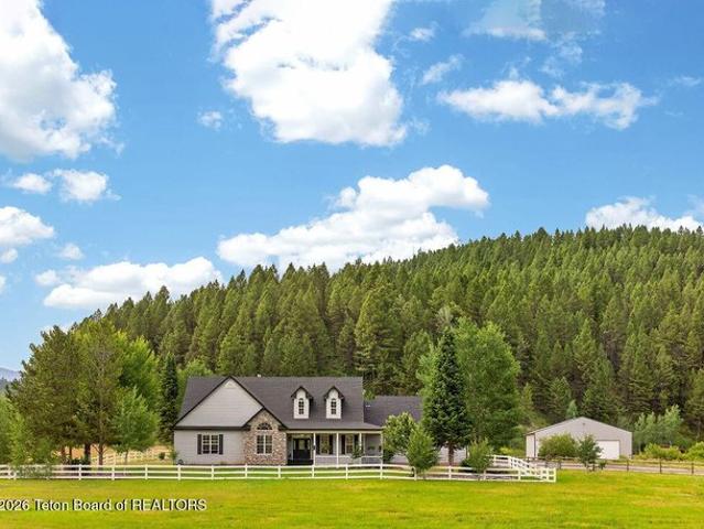 400 County Road 128, Afton, WY 83110