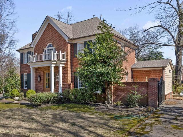 400 colonial rd
