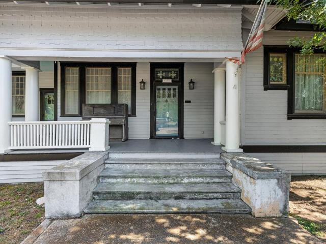 400 Capps Street