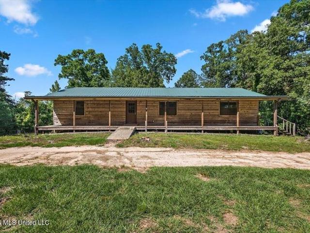 400 Cardinal Ln, Carthage, MS 39051