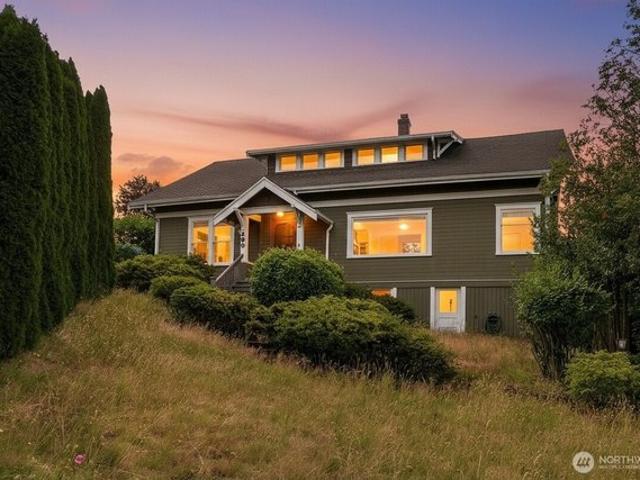 400 Cedar Ave S, Renton, WA 98057