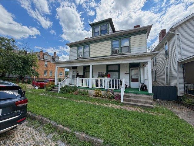400 and 402 W 4th St, East Liverpool, OH 43920