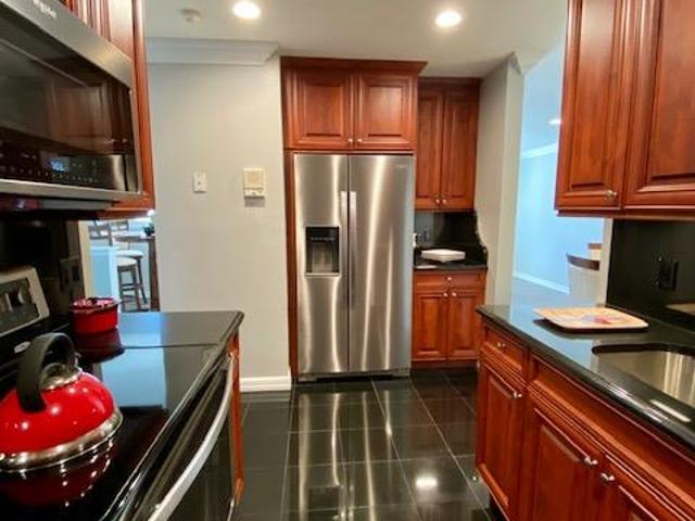 400 Adams Way 244