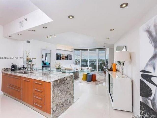 400 Alton Rd #1205, Miami Beach, FL 33139
