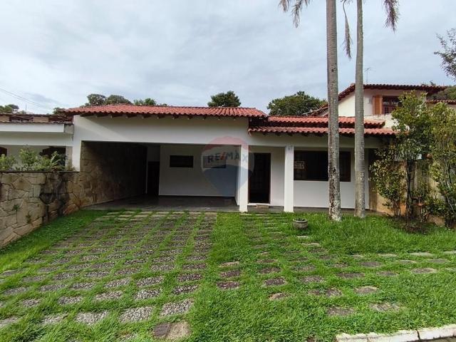 400 Área Útil Casa Alugar, 4 Dormitórios localizado em Avenida Aldeia Formosa, 100 Condomínio Aldeia de Sagres Santa Filomena, Lavras, Minas Gerais, 37203654 | Brasil