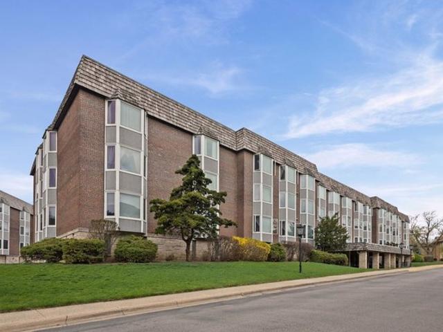 400 Ascot Dr Apt 2L, Park Ridge, IL 60068