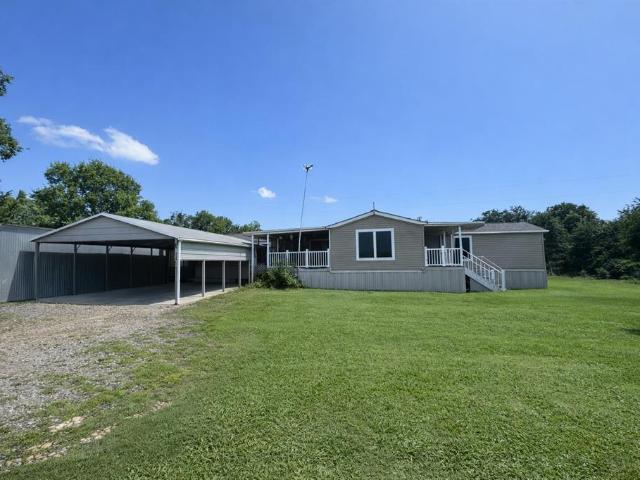 400 Avenue D, Point, TX 75472 | MLS #21187