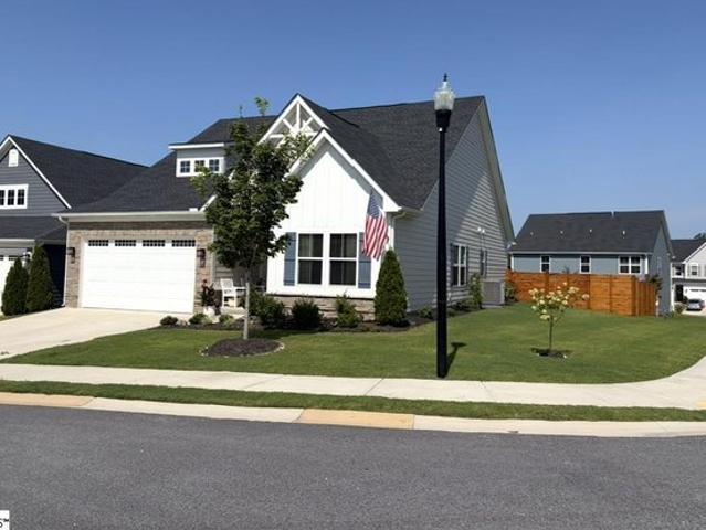 400 Aztec Ct, Greenville, SC 29607