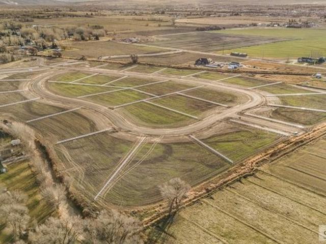 400 B2 N L4, Rigby, ID 83442