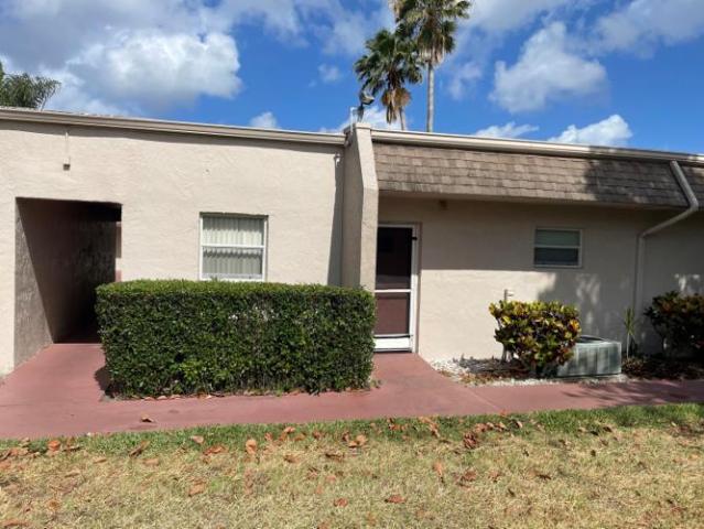 400 Bonnie Blvd #154, Palm Springs, FL 33461