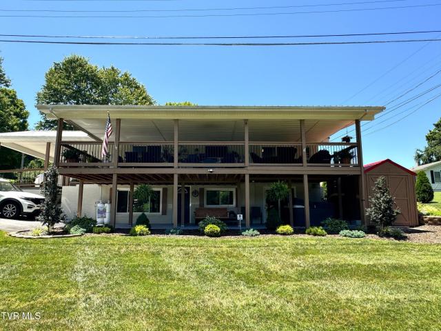 400 Baywood Drive