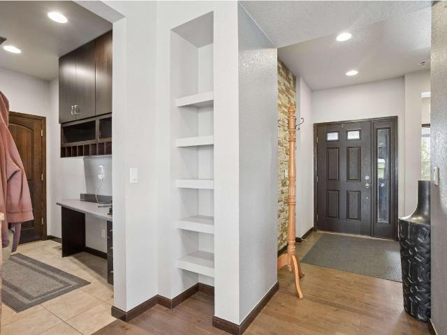 400 Baja Dr, Windsor, CO 80550 | MLS #1057