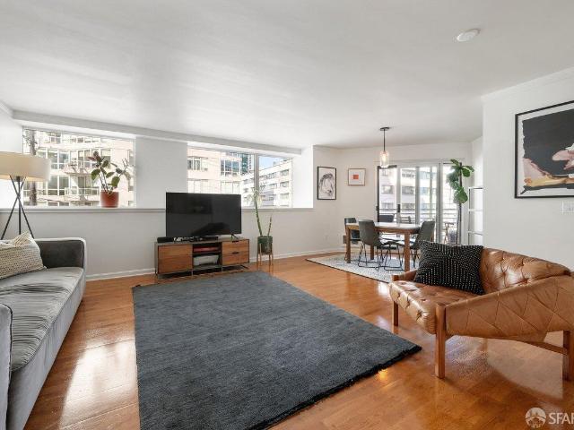 400 Beale St, Unit 701, San Francisco, CA 94105 | MLS #426112 | Compass