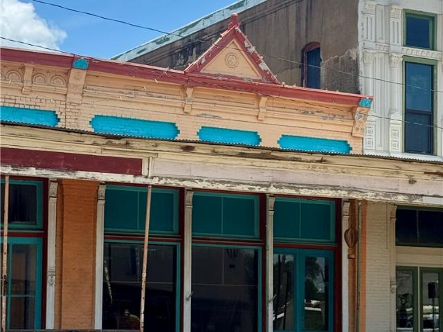 400 BLock S Main Street