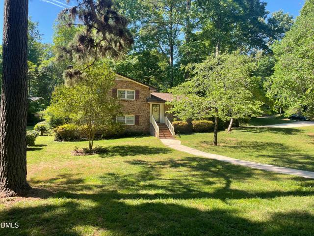 400 Briarcliff Lane